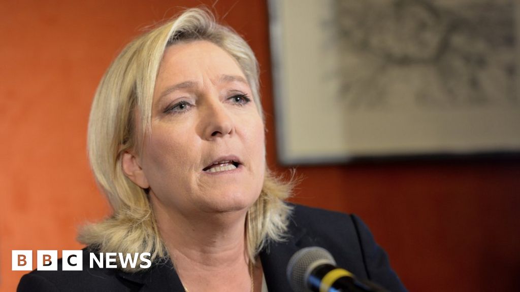Marine le Pen attacked for posting images of IS killings - BBC News