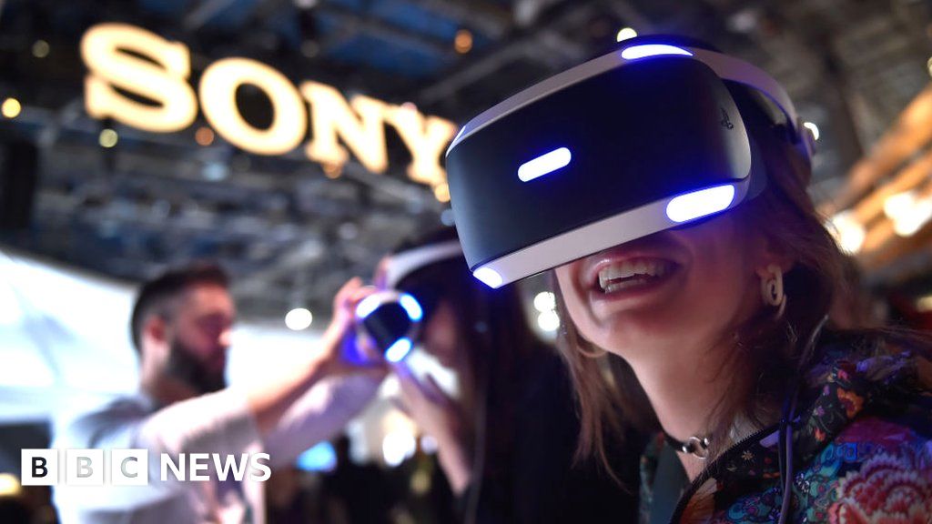 Coronavirus: Sony and Amazon pull out of major tech show - BBC News