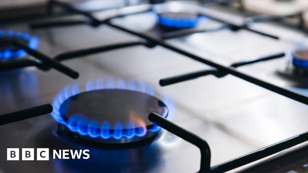 Firmus Energy cuts gas bills by over 20% for some customers - BBC News