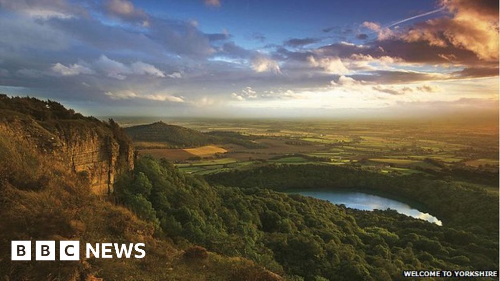 Sutton Bank vista tops Yorkshire scenery poll - BBC News