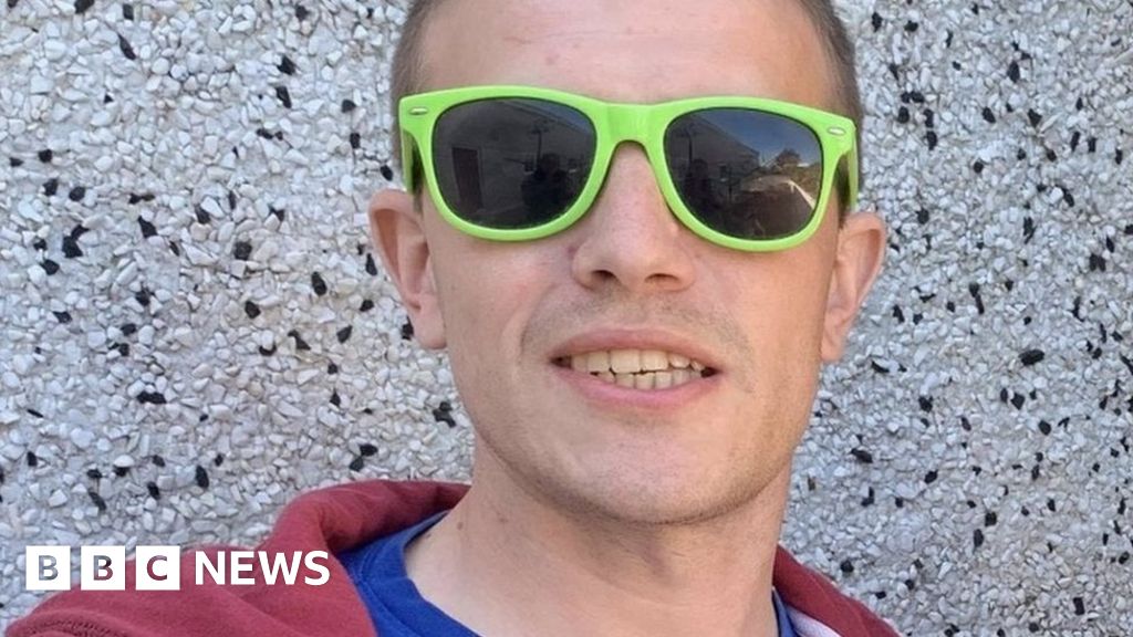 Cornwall 3D printers replicate autistic man's favourite toy - BBC News