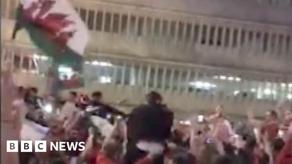 'Party' on streets despite Euro 2016 semi-final loss - BBC News