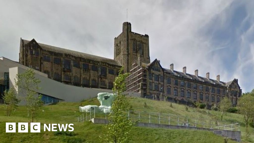Bangor University: Solar panels next to Grade I building - BBC News
