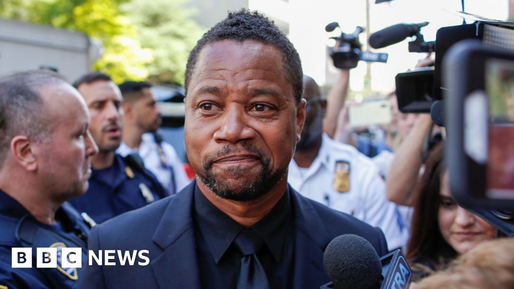 Cuba Gooding Jr to face trial over 'grope'