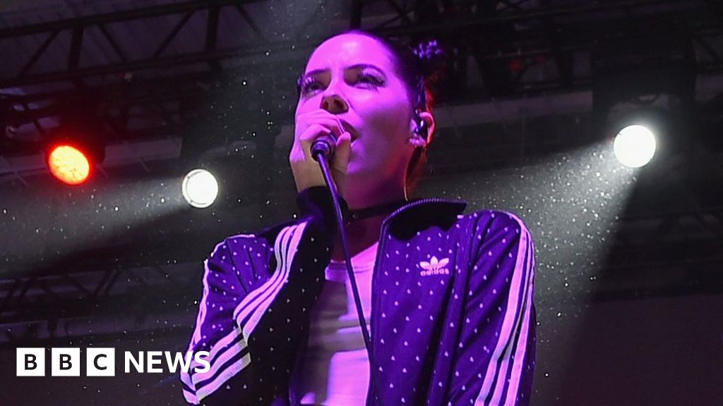 Get to know the artists on MTV's Brand New For 2017 longlist - BBC News