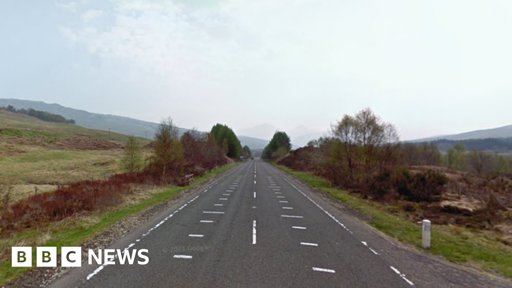 Driver killed in articulated lorry crash on A82 - BBC News