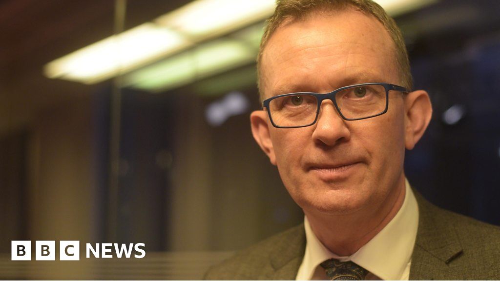 Charles Horton: More 'time to look after customers' - BBC News