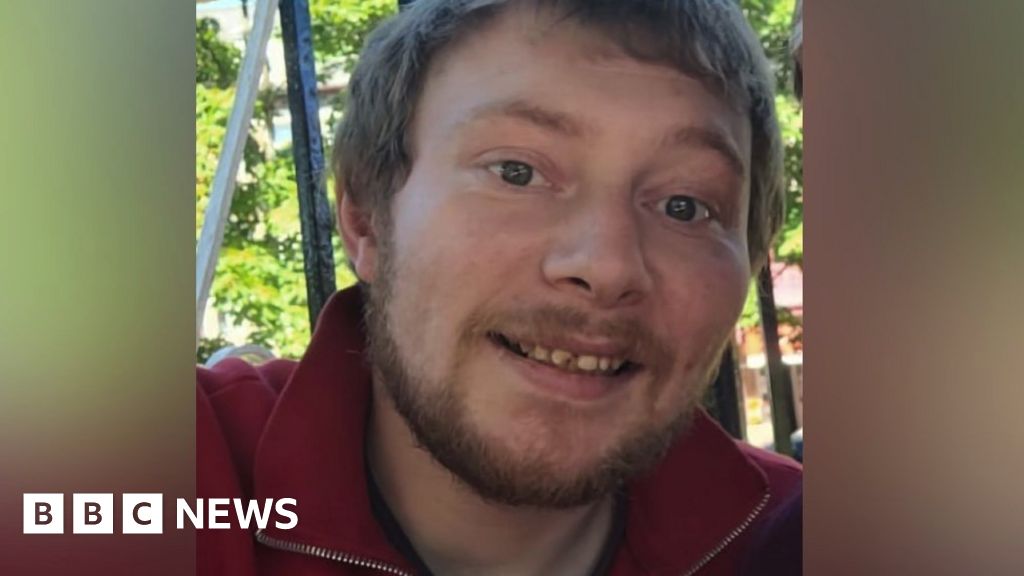 Llandrindod Wells: Family devastated by death of Aaron Davies