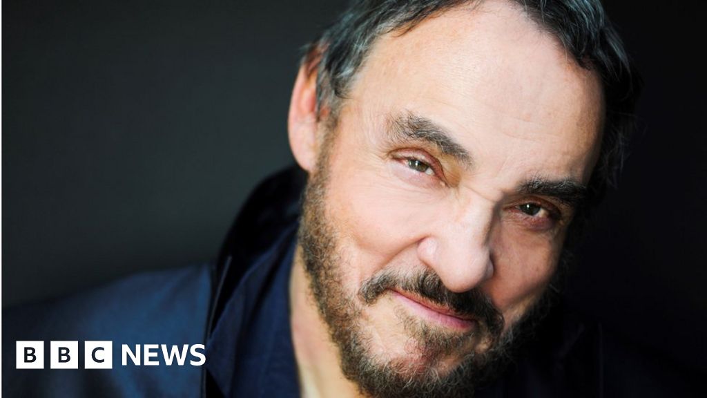 Bafta Cymru: John Rhys-Davies and Abi Morgan honoured - BBC News