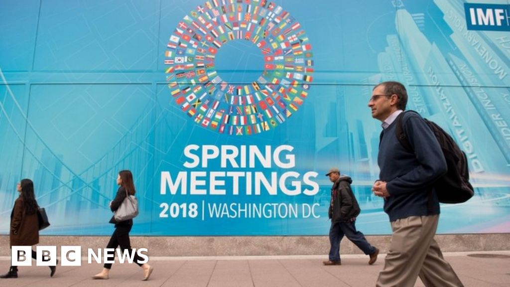 IMF issues warning on global debt