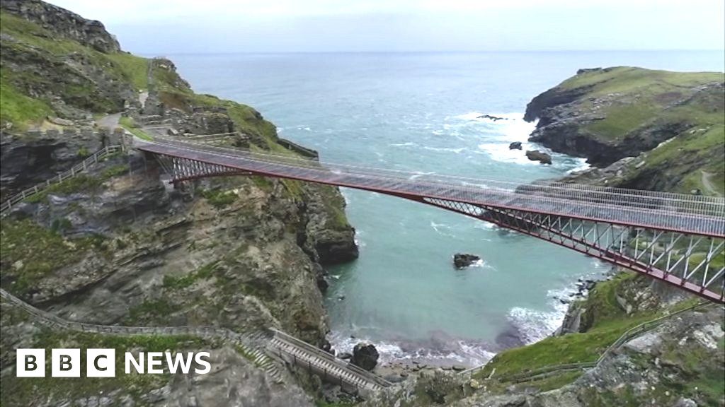 Majesty of Tintagel Castle's new bridge revealed - BBC News