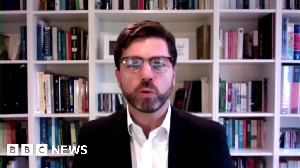 Tory MP Stephen Crabb to rebel on universal credit vote - BBC News