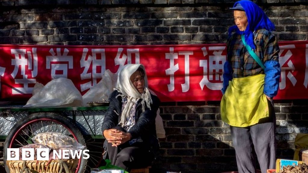 Chinese province: Just 17 of our 80m people now live in poverty - BBC News