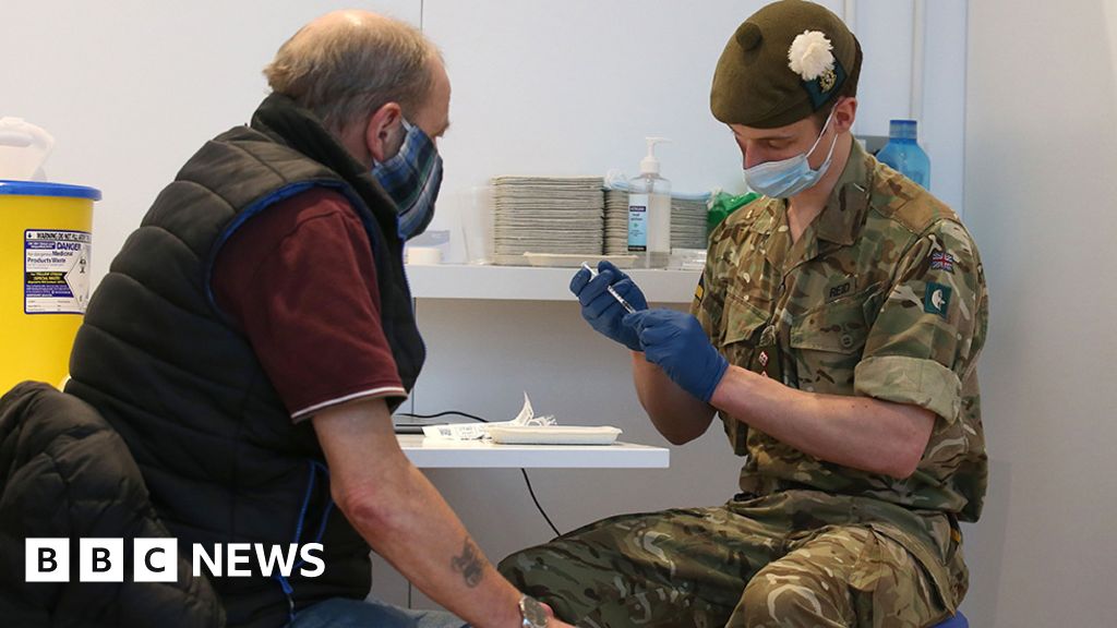 Covid in Scotland: Army to help vaccine roll-out in variant response