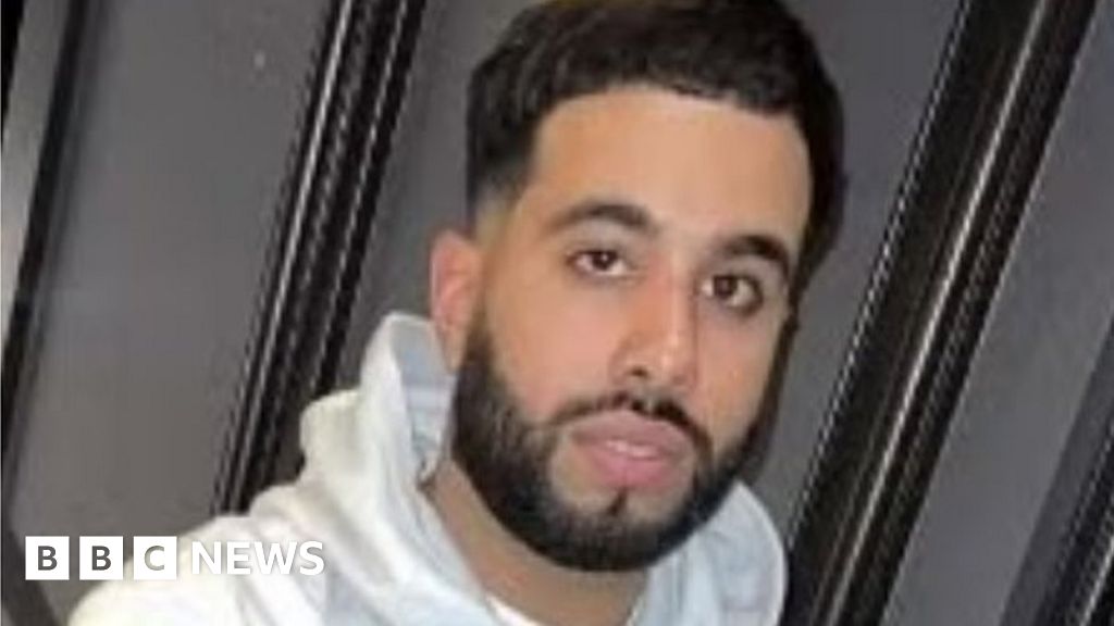 Dagenham stabbing: Murder charge over death of Haseeb Bhatti