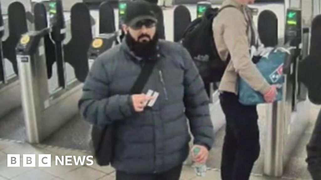 Could Fishmongers' Hall attacker Usman Khan have been stopped? - BBC News