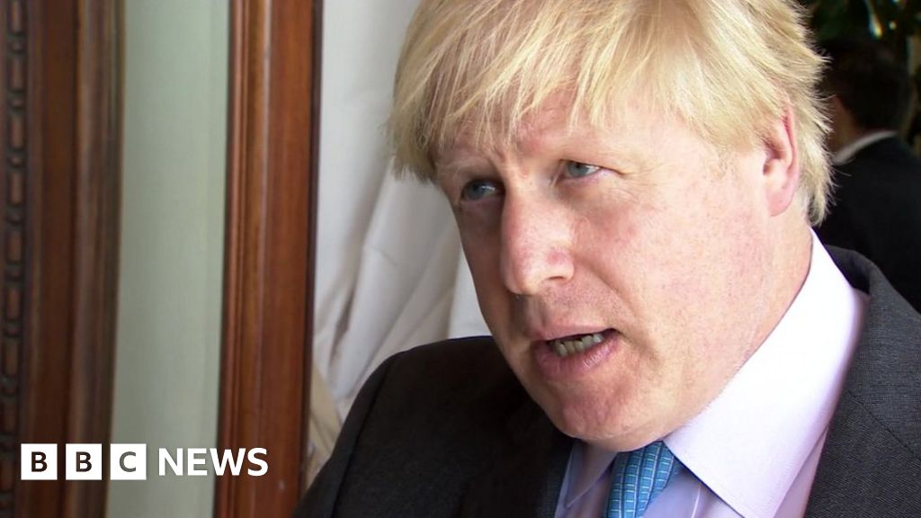 Boris Johnson: Russia could face more sanctions over Syria - BBC News