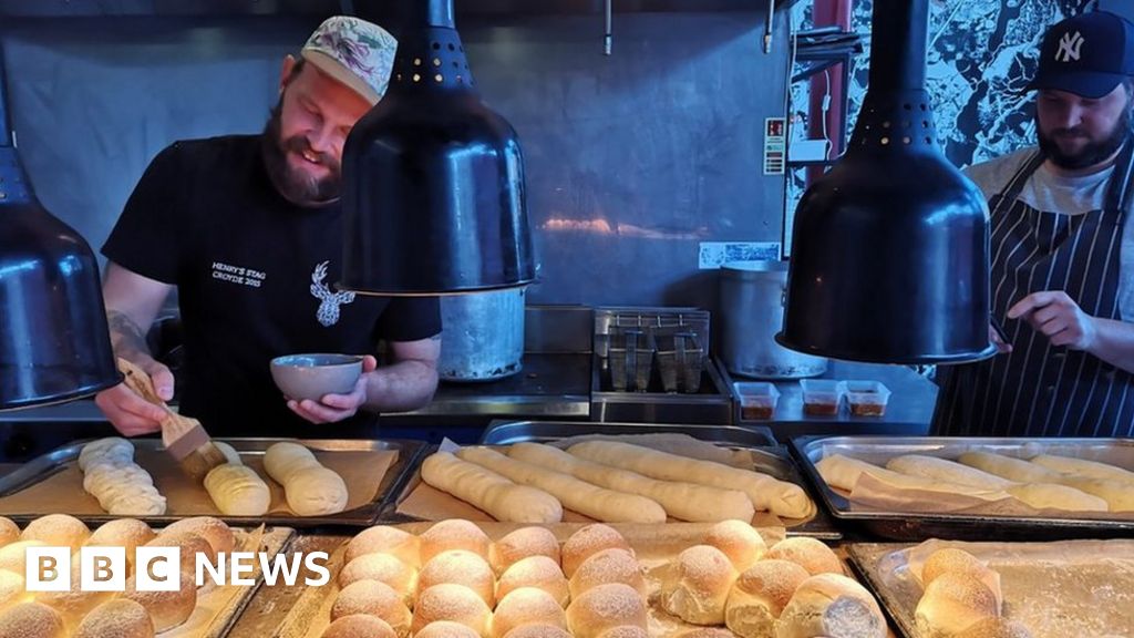 Bristol's Stokes Croft 'pay what you can' cafe tackling food poverty ...