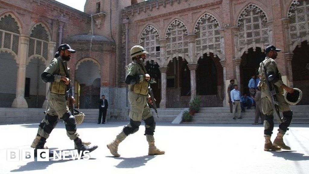 Pathankot attack: Pakistan raids Jaish-e-Mohammad schools - BBC News