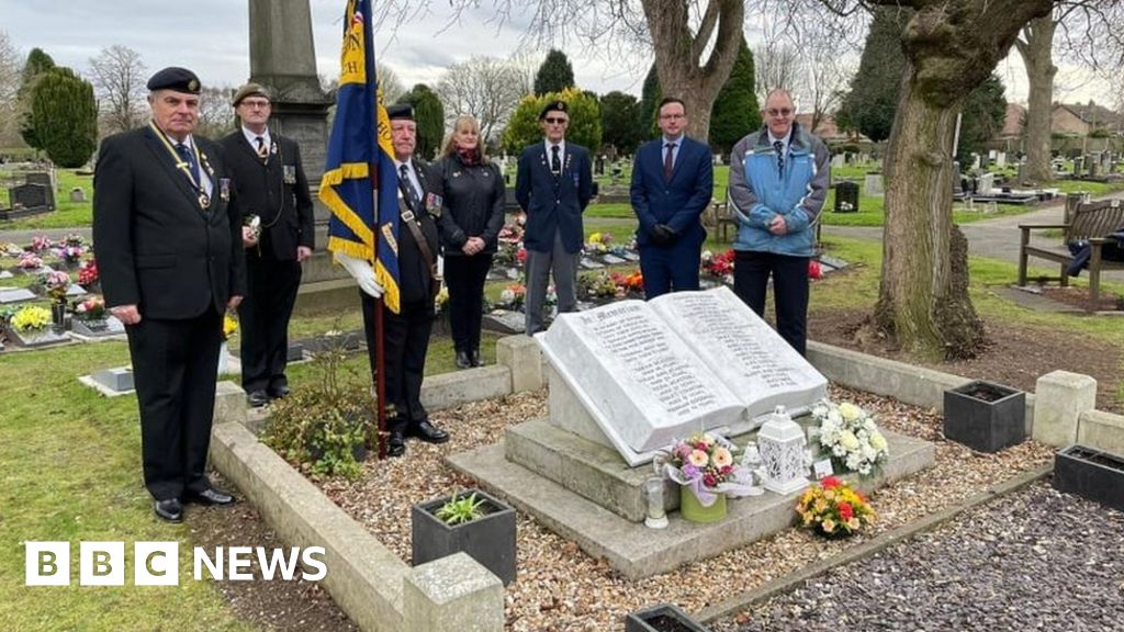 Goole Zeppelin raid: Service marks 100 years of memorial - BBC News