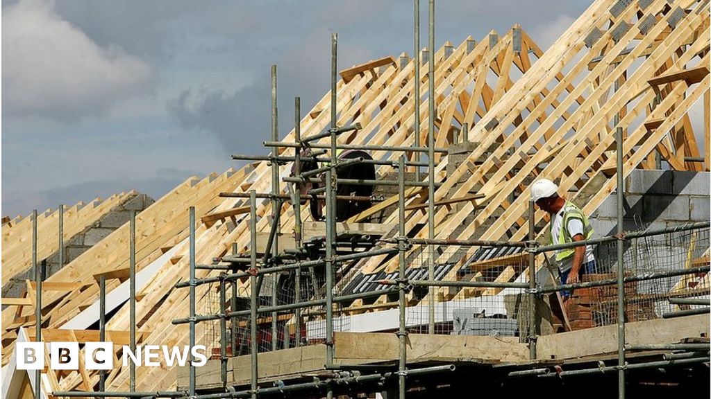 Solent nitrates: House-building 'unlocked' by £2m farmland grant