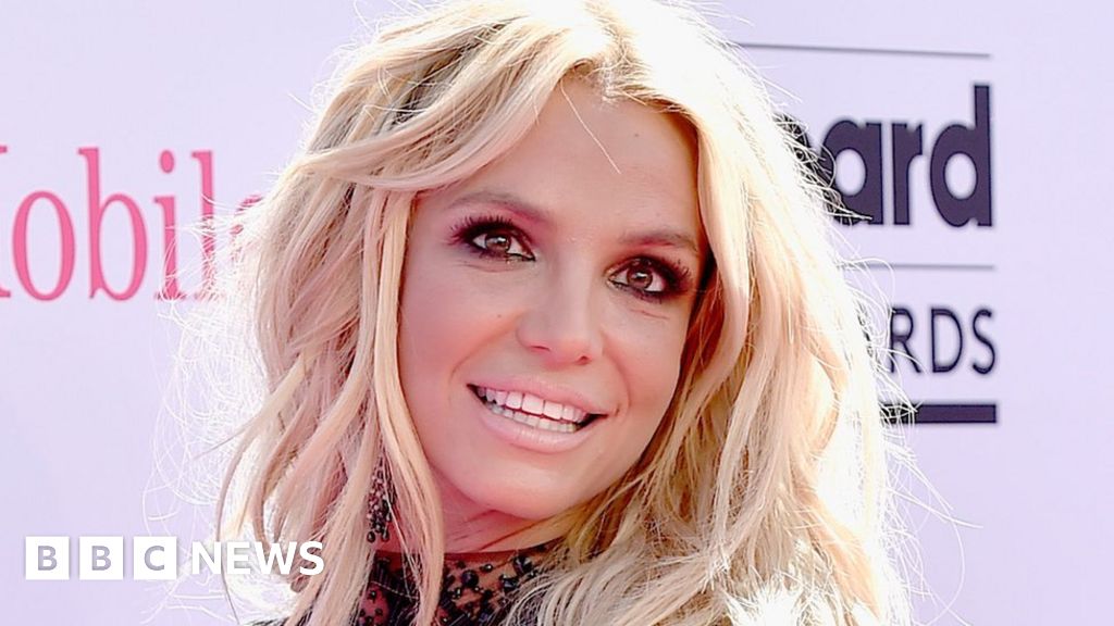 Music News round-up: Britney blabs - BBC News