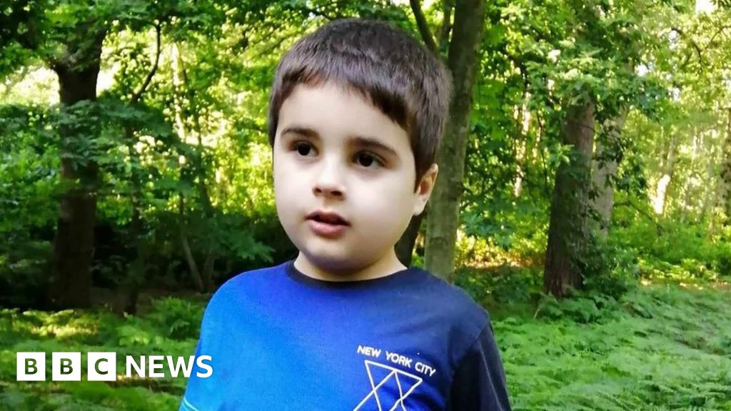 Sepsis death of autistic Norfolk boy is 'watershed moment' - BBC News