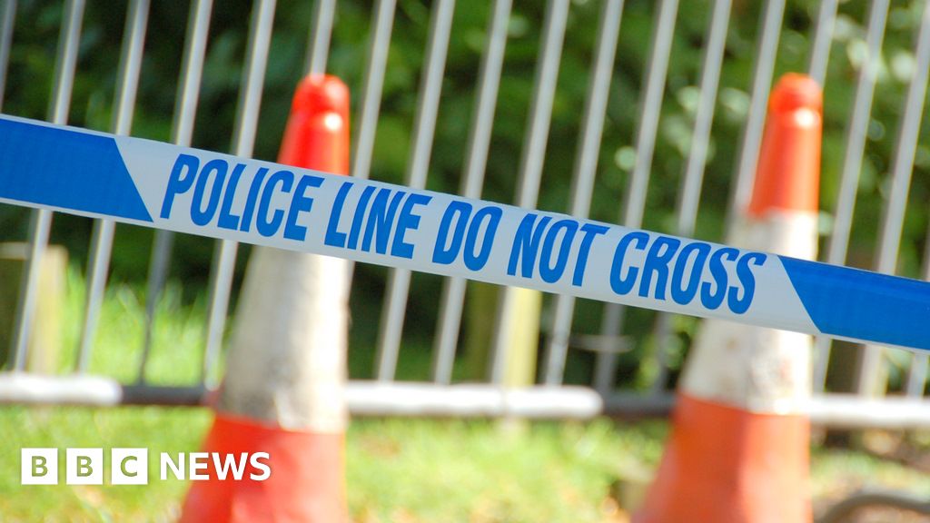 Number of murders and killings in Scotland hits record low - BBC News