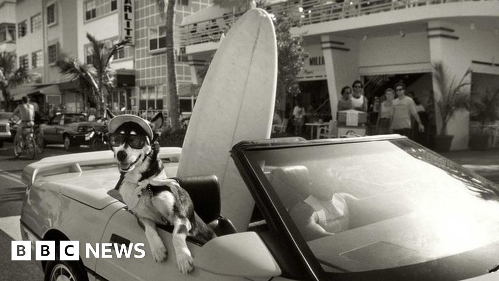 Miami Beach: The hedonistic spirit of the early 90s - BBC News