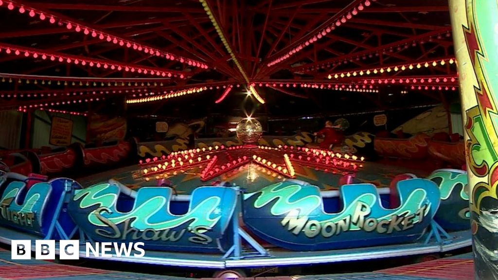 Historic fairground ride the 'Moon Rocket' could be lost - BBC News