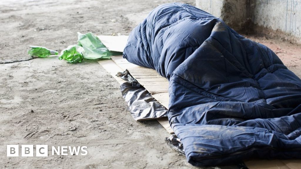 Homeless families in Birmingham set to benefit from £400m boost - BBC News