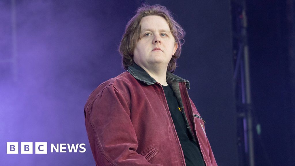 Emotional Lewis Capaldi thanks fans after headlining Radio 1's Big ...