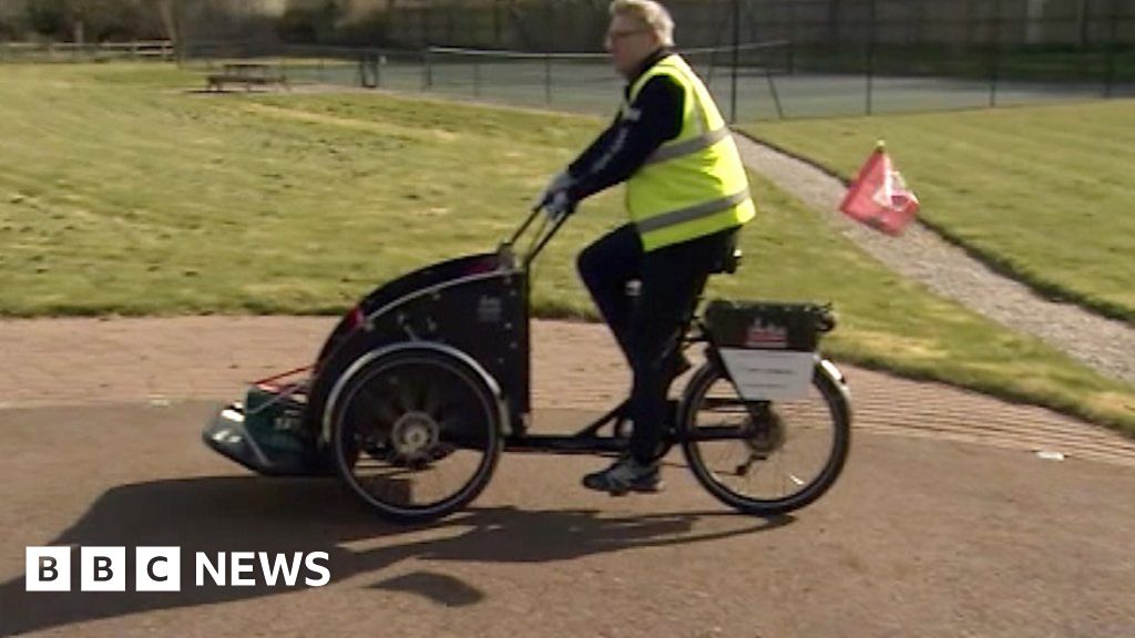 Rickshaw volunteers in Bury St Edmunds deliver supplies to those in ...