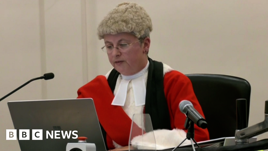 Judge gives Claire Holland's murderer Darren Osment life sentence - BBC ...