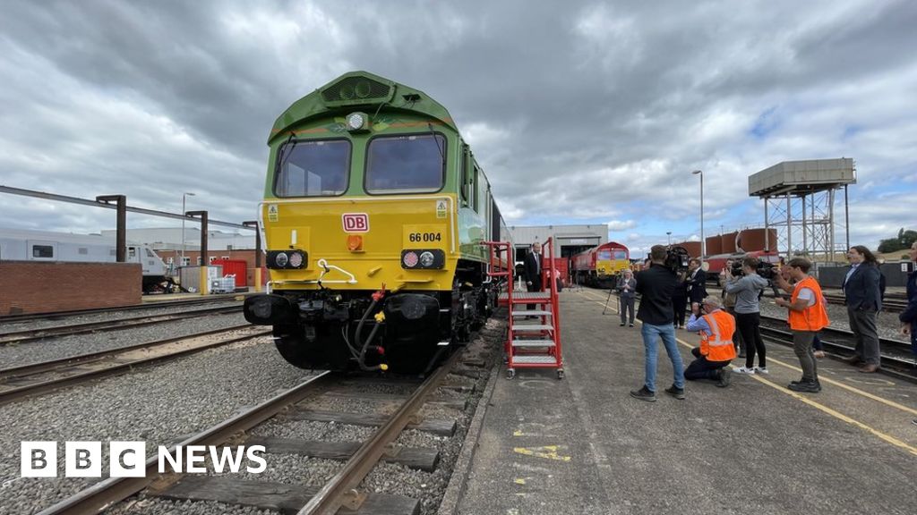 Vegetable oil-powered train will transport Toyota hybrid cars - BBC News