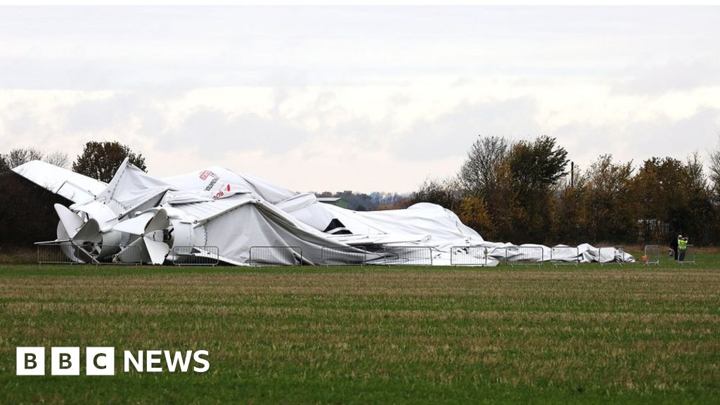 Lock failure caused Airlander collapse at Bedfordshire base