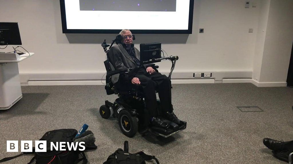 Stephen Hawking warns of dangerous AI - BBC News