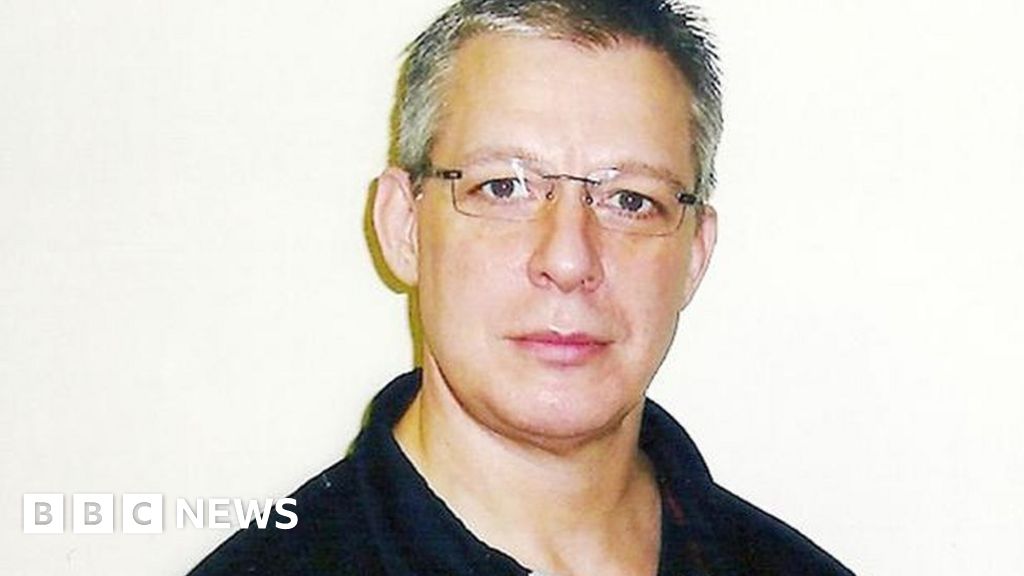 Bamber appeal letters 'ill-conceived', say Essex Police - BBC News