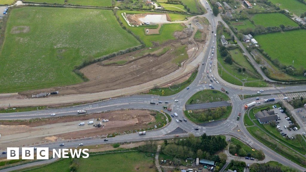 A30 closed 16-19 June: Disruption expected in Cornwall - BBC News