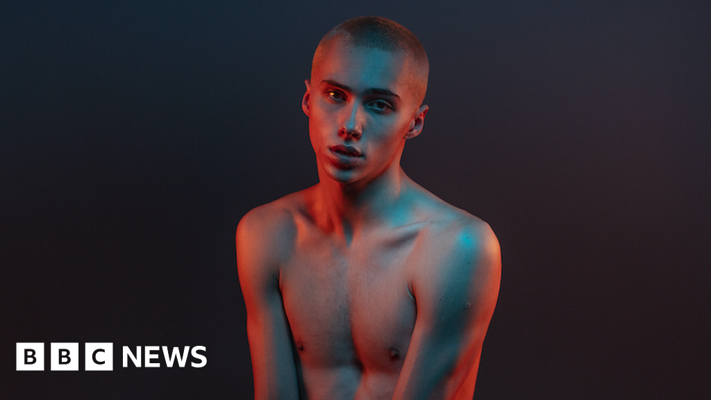 Young photographers use portraits to explore the world they live in