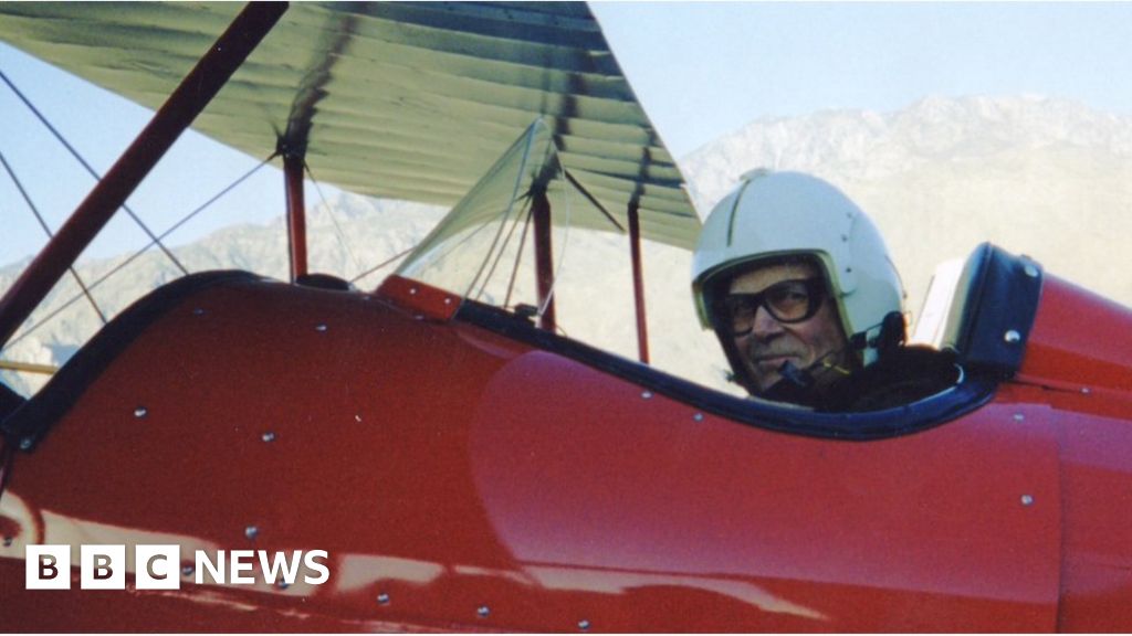 The flying fanatic who helped babies breathe - BBC News