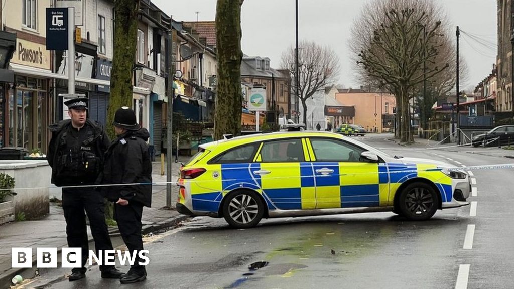 Man in stable condition after Bishop Road stabbing - BBC News