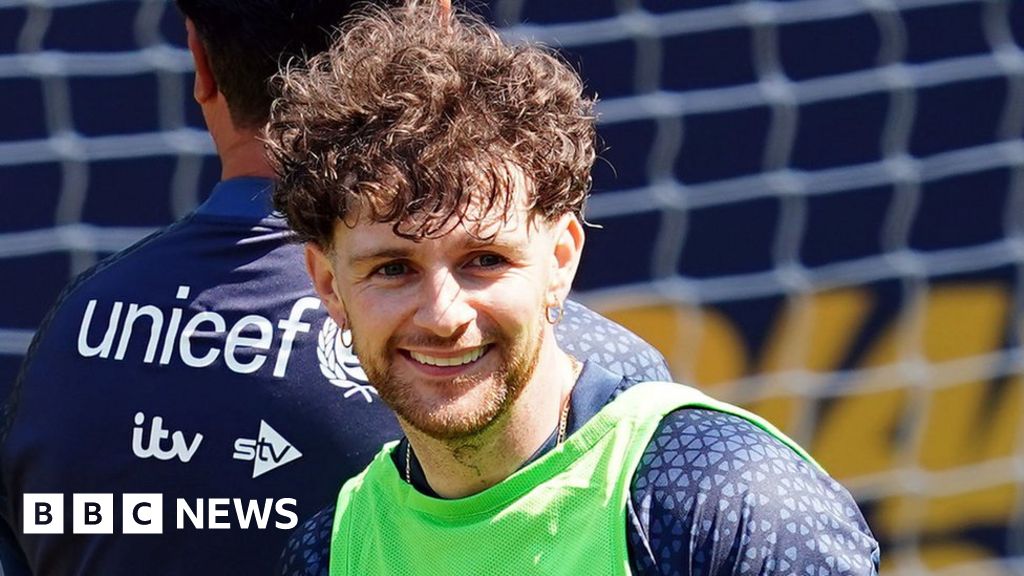Tom Grennan says Soccer Aid is 'best week of my life'. - BBC News