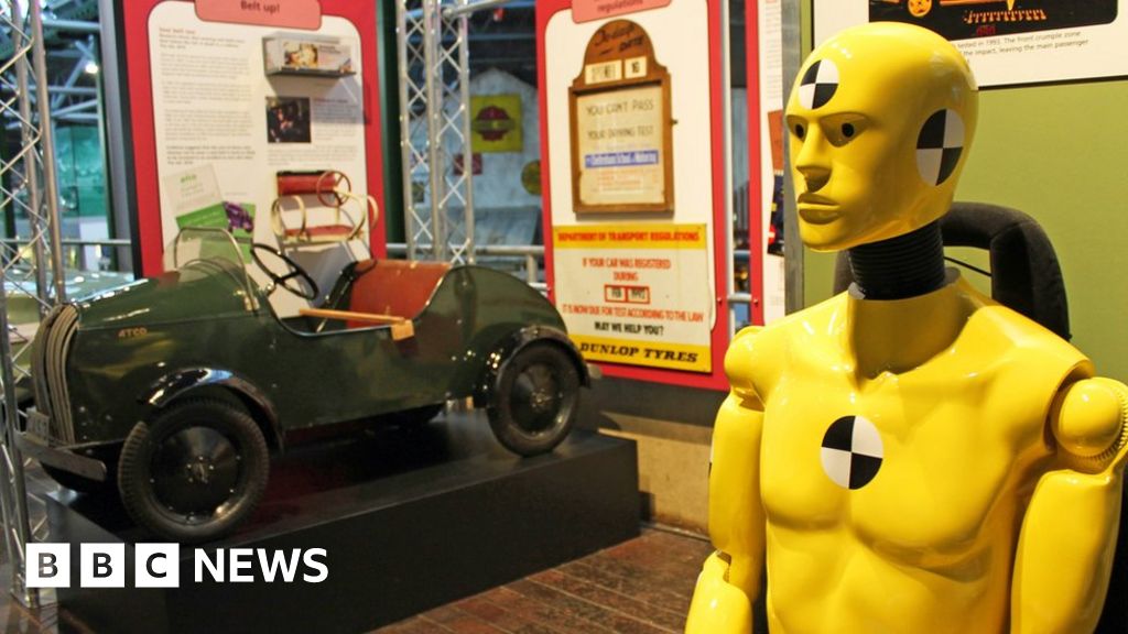 National Motor Museum's £100k road safety exhibition - BBC News