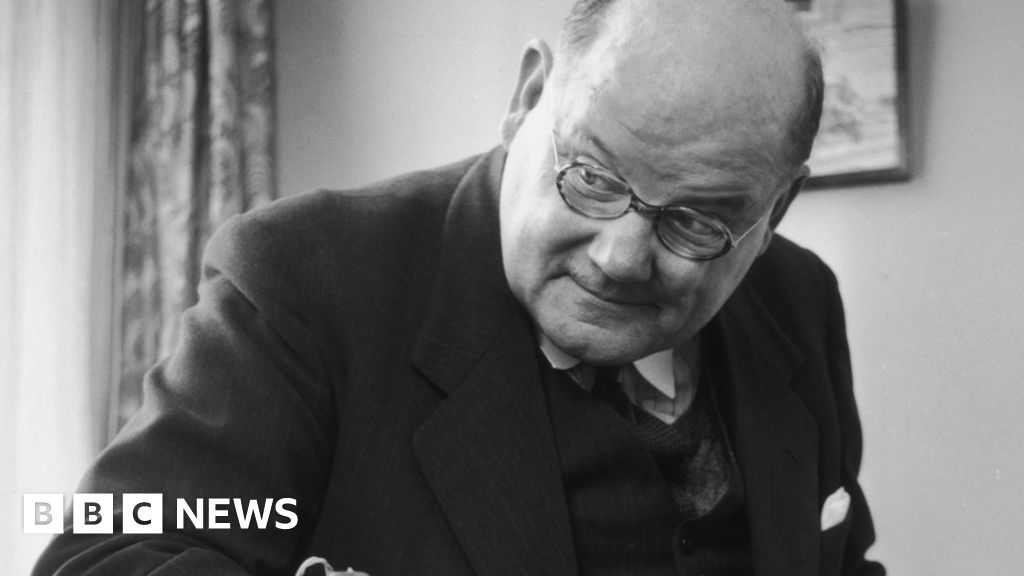 The case of suspected Irish serial killer Dr John Bodkin Adams - BBC News