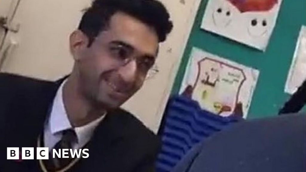 'Lessons to be learnt' over older Stoke High School pupil - BBC News