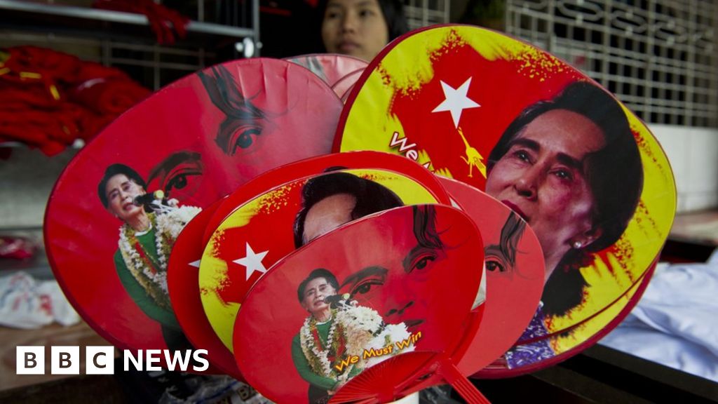 Myanmar election: Obama hails election result - BBC News