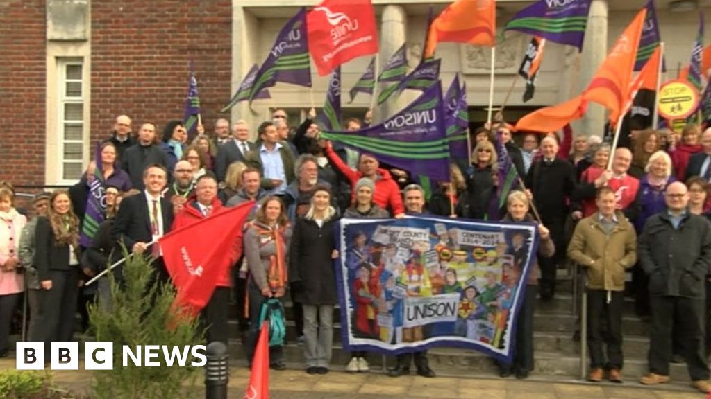 Dorset County Council senior officers win pay rises of up to £17k - BBC ...