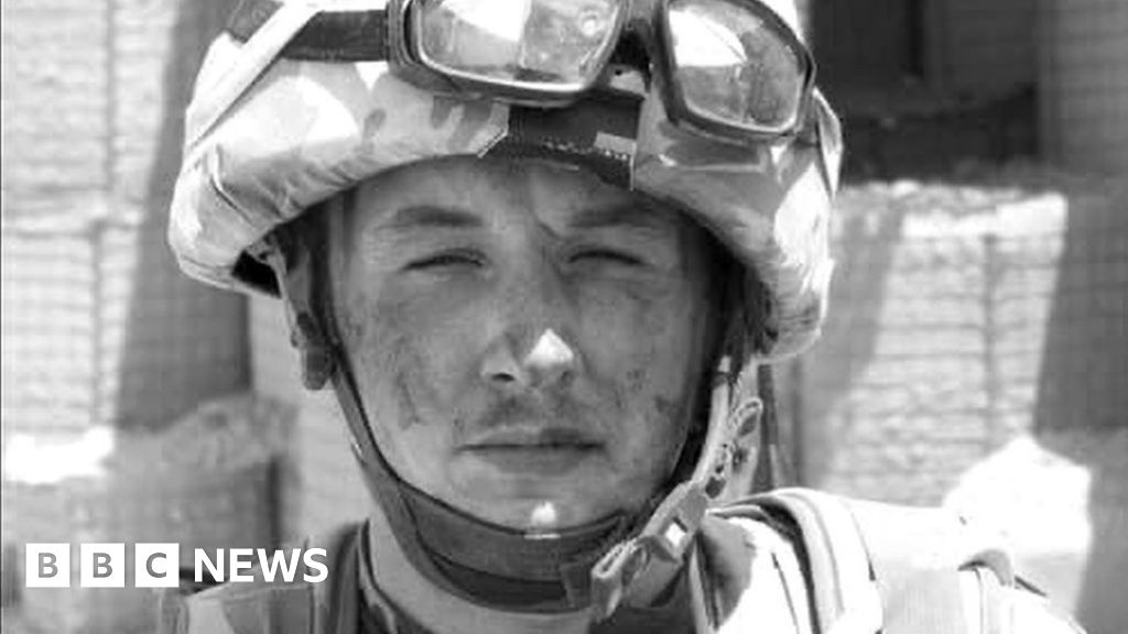 Soldier son's Afghanistan sacrifice was 'all for nothing' - BBC News