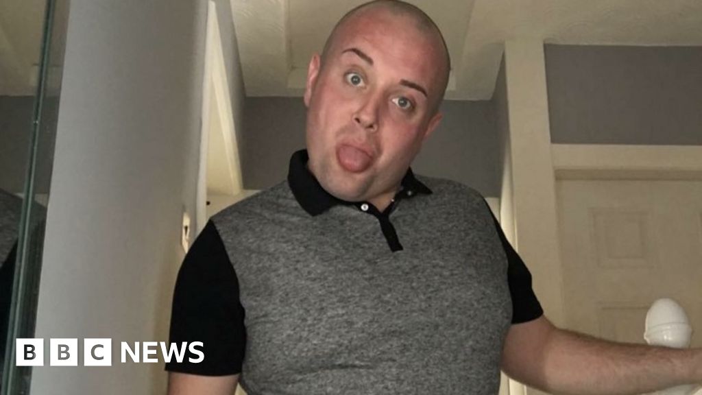 Manchester attack victim John Atkinson 'had heart of gold' - BBC News